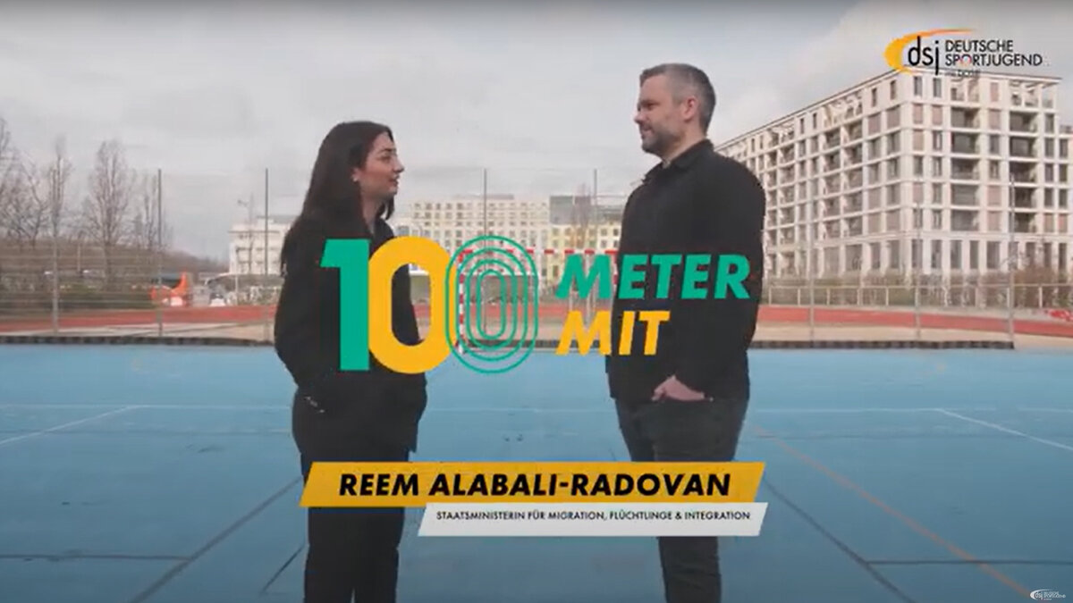 dsj.de: 100 Meter mit... Reem Alabali Radovan